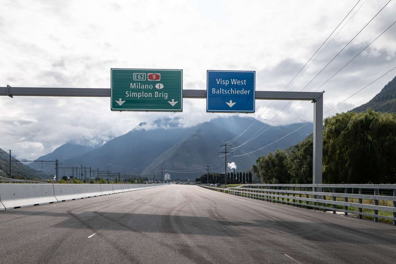 Lucky escape on Christmas Eve: wrong-way driving on the A9 motorway ...